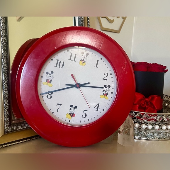 Disney | Wall Decor | Vintage Wood Frame Red Disney Mickey Mouse Wall ...